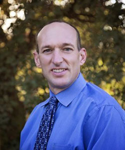 Oral Surgeon Davis CA, Dr. Tomaich, Dental Implants, Wisdom Tooth Removal